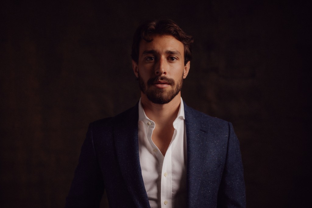 Video: "Please Come Home for Christmas" by Will Overman • Americana ...