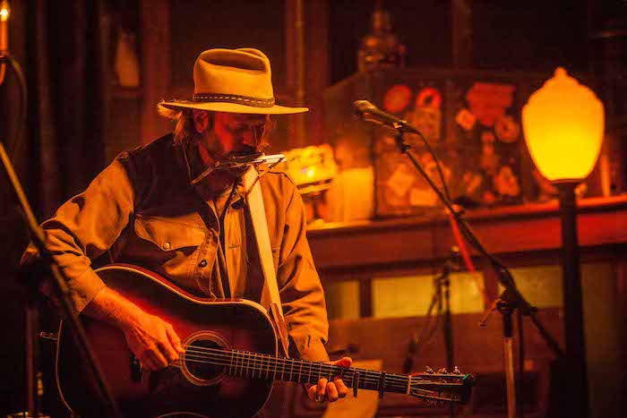 REVIEW: Ian Jones – The Evergreens EP • Americana Highways