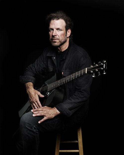 REVIEW: David Harland “The Escapist” • Americana Highways