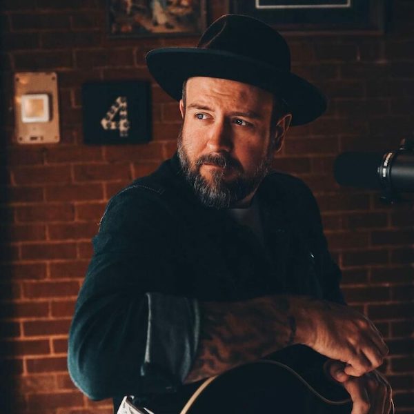 REVIEW: Nate Currin “Ghost Town” • Americana Highways