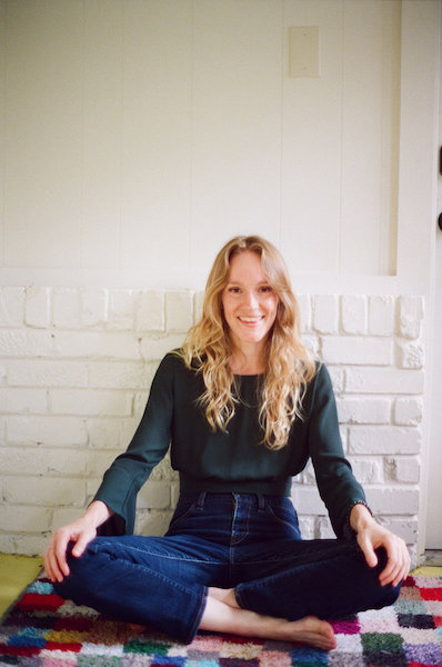 REVIEW: Hannah Delynn “Trust Fall” • Americana Highways
