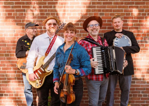 REVIEW: Erik Brandt & The Urban Hillbilly Quartet “Folksinger ...